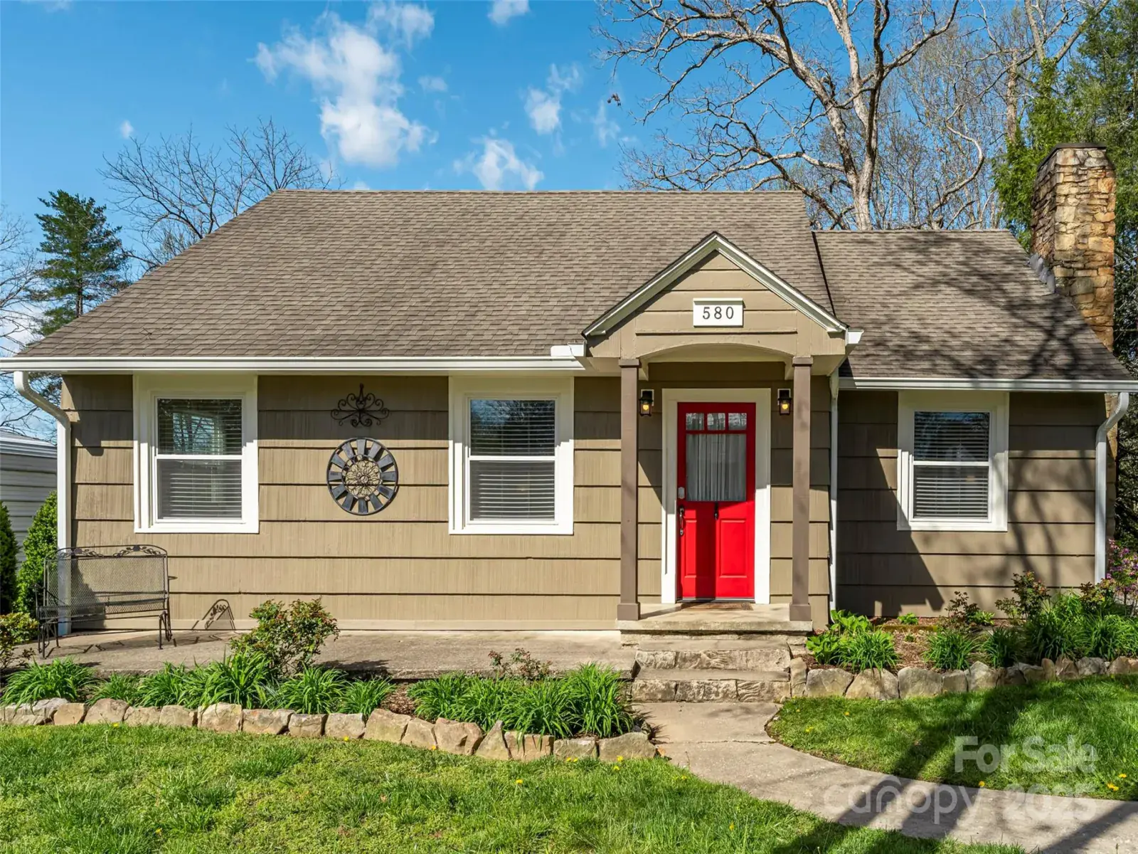 580 Maple Street Brevard NC 28712 MLS #CAR4288715 | Rumbling Bald on ...