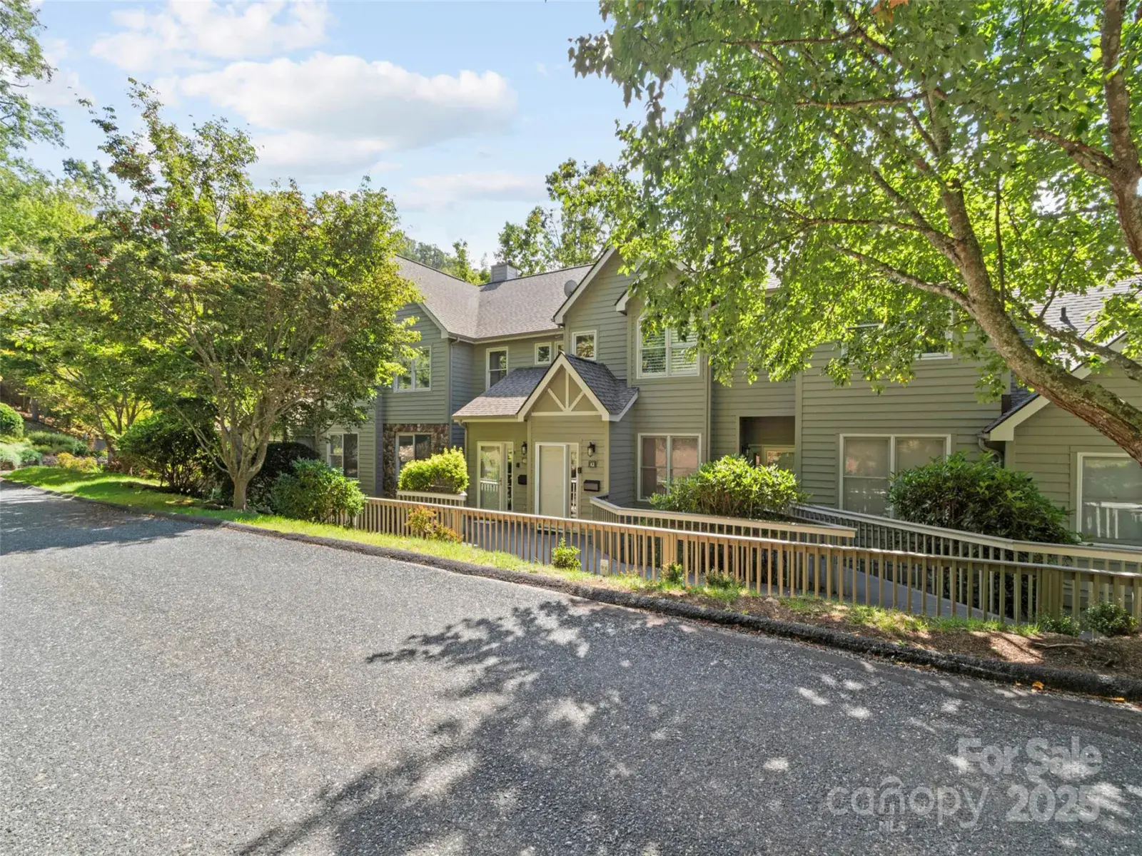 220 Stoney Falls Loop #1 B2 Burnsville NC 28714 MLS #CAR4301323 ...