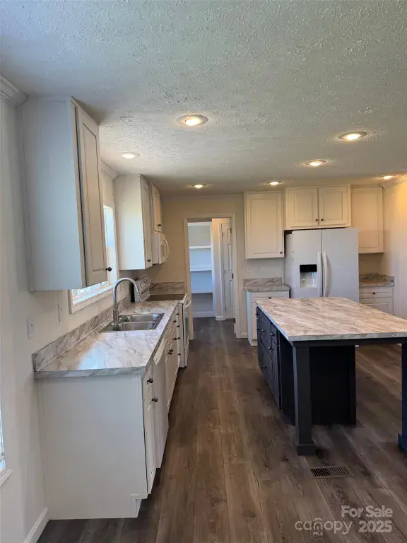 197 Burleson Point Woodleaf NC 27054 MLS #CAR4308013 | Rumbling Bald on ...