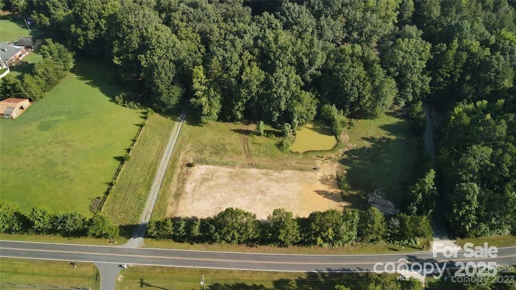 7204 Nesbit Road Waxhaw NC 28173 MLS #CAR4324329 | Dupont Real Estate