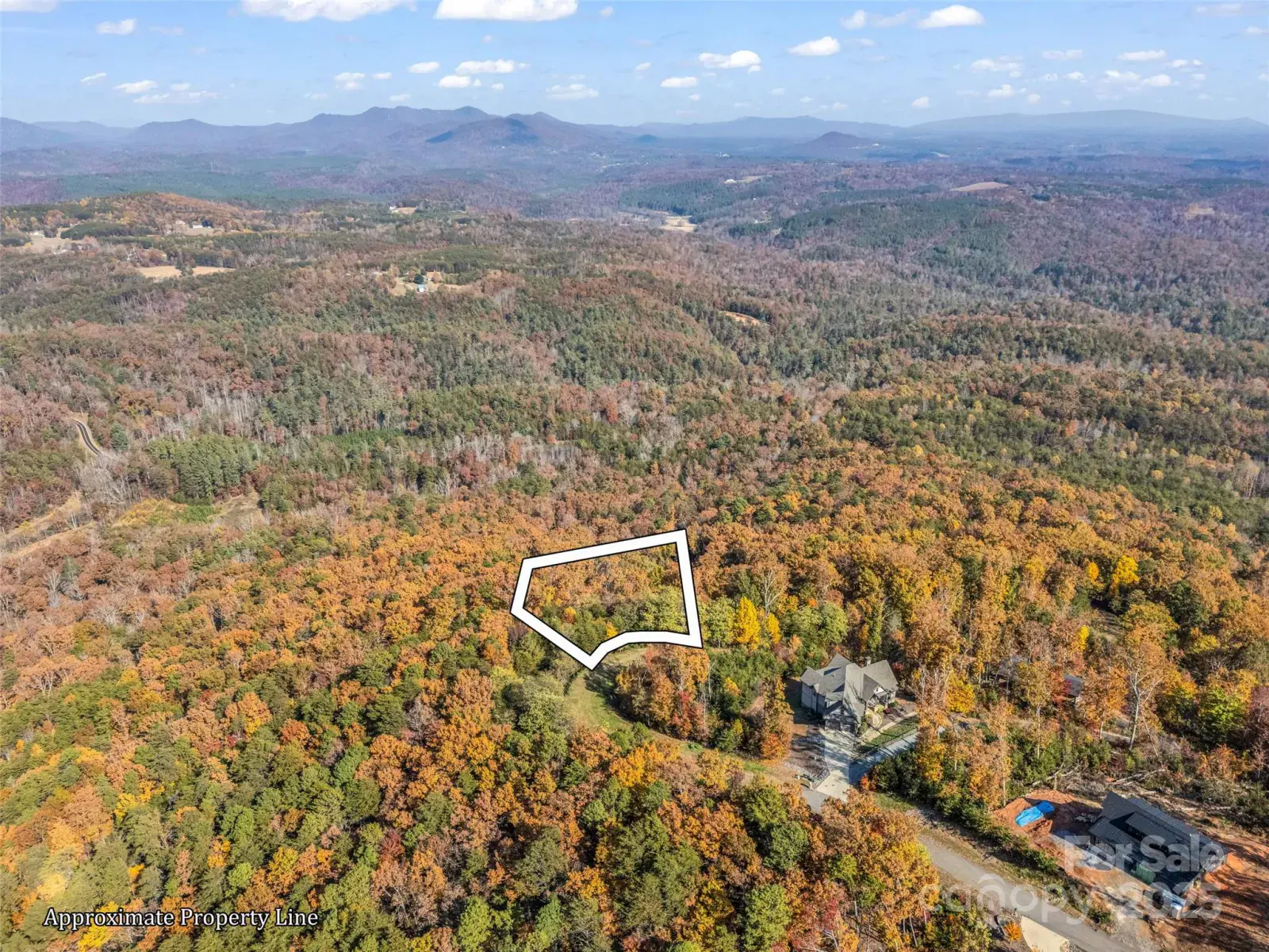 E Windswept Pass Lake Lure NC 28746 MLS #CAR4330251 | Rumbling Bald on ...