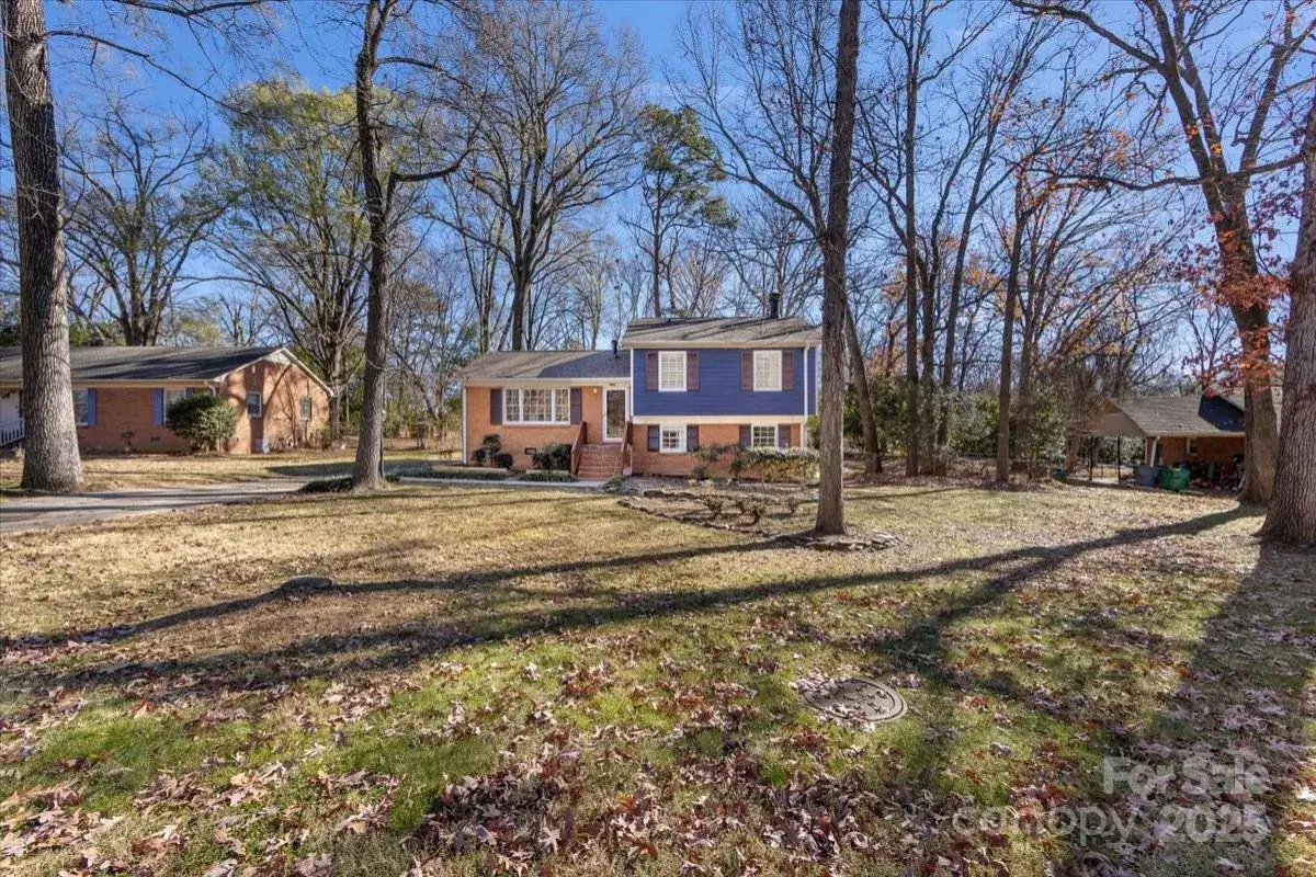 2418 Vista Drive Charlotte NC 28212 MLS #CAR4330408 | Rumbling Bald on ...