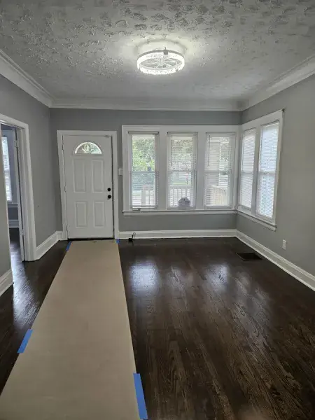 10101 S PERRY Avenue Chicago IL 60628 MLS #MRD12463626 | Farm Ranch Team