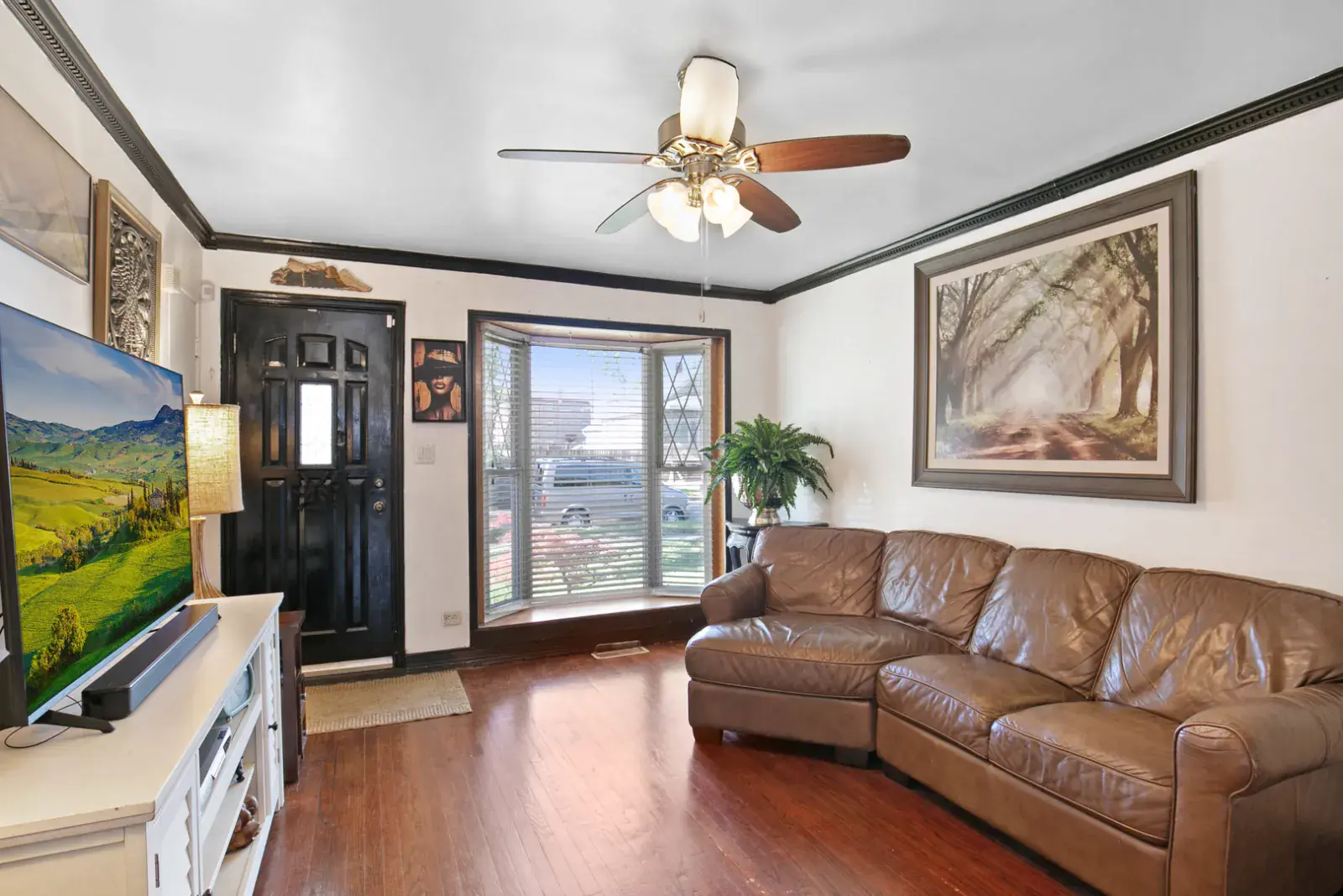 9515 S Peoria Street Chicago IL 60643 MLS #MRD12498262 | Farm Ranch Team