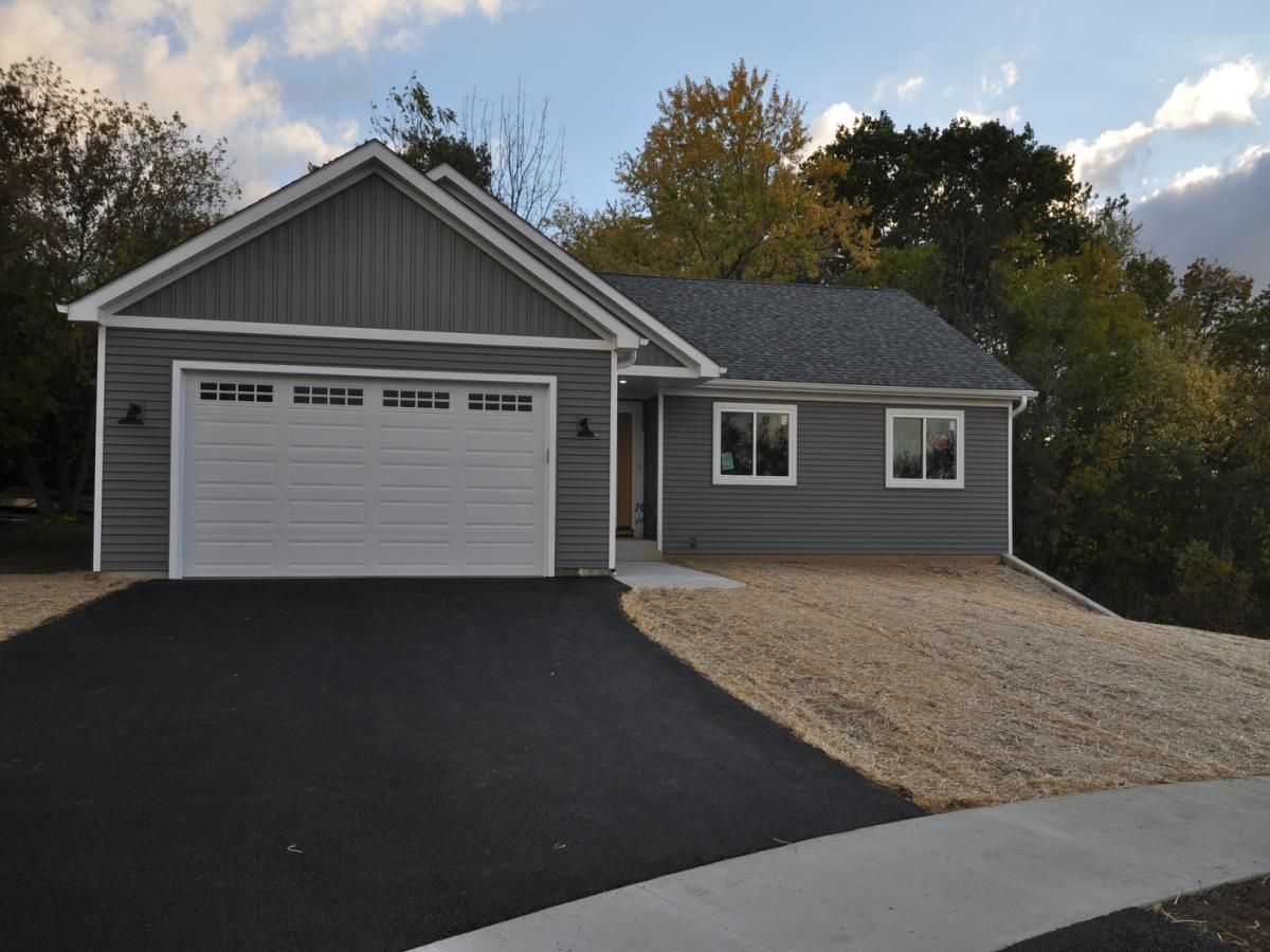 316 Buena Terrace Antioch IL 60002 MLS #MRD12505969 | Farm Ranch Team