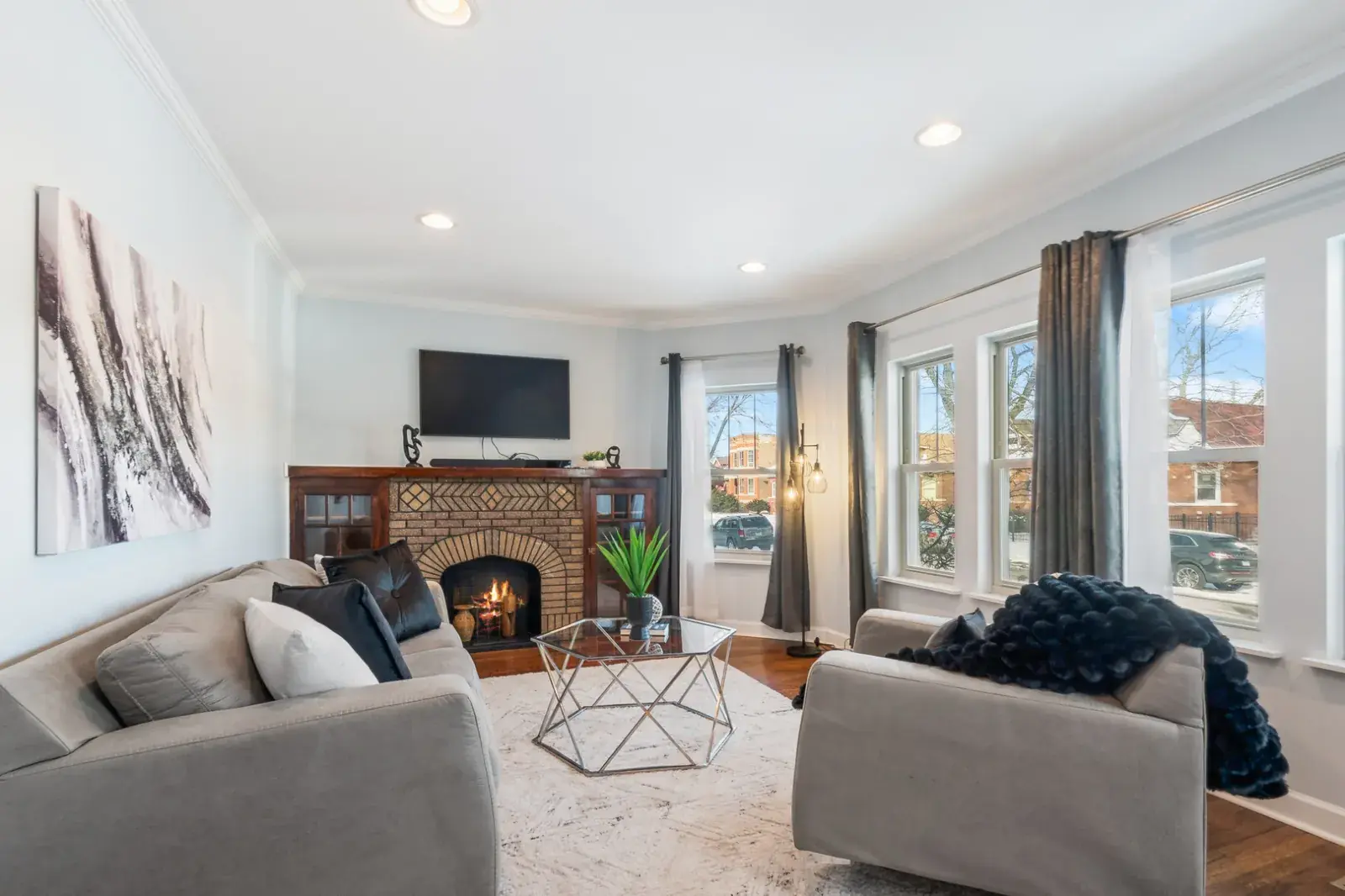 8040 S Harvard Avenue Chicago IL 60620 MLS #MRD12510391 | Farm Ranch Team