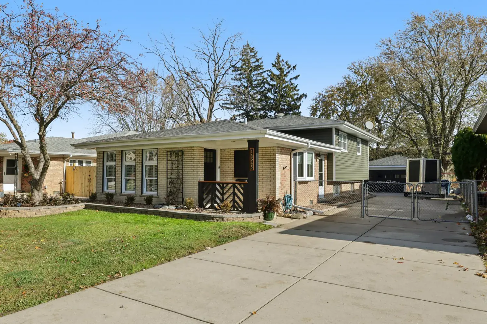 14545 Kostner Avenue Midlothian IL 60445 MLS #MRD12516281 | Farm Ranch Team