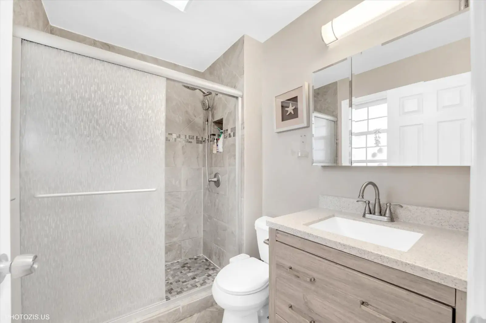 21314 Highland Drive Lake Zurich IL 60047 MLS #MRD12522613 | Farm Ranch Team