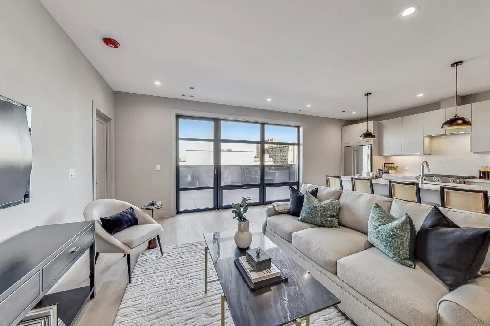 1317 N Western Avenue #504 Chicago IL 60622 MLS #MRD12534044 | Farm ...