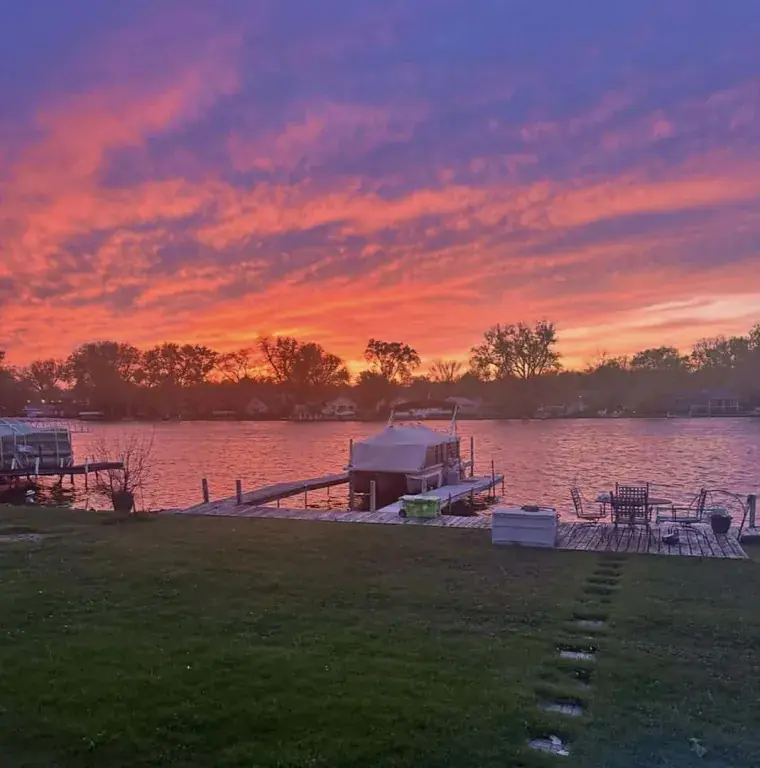 1614 River Terrace Drive Johnsburg IL 60051 MLS #MRD12536985 | Farm ...