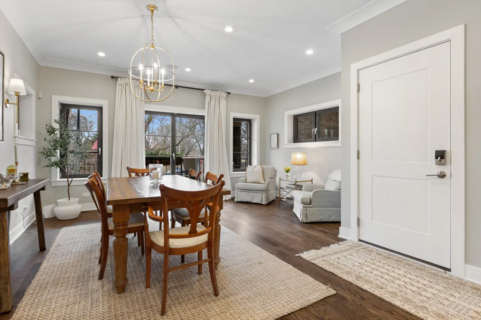 648 W Webster Avenue #1 Chicago IL 60614 MLS #MRD12545524 | Farm Ranch Team